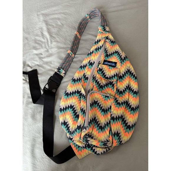 Kavu | Bags | Kavu Rope Sling Bag Crossbody Backpack Cactus Bloom ...